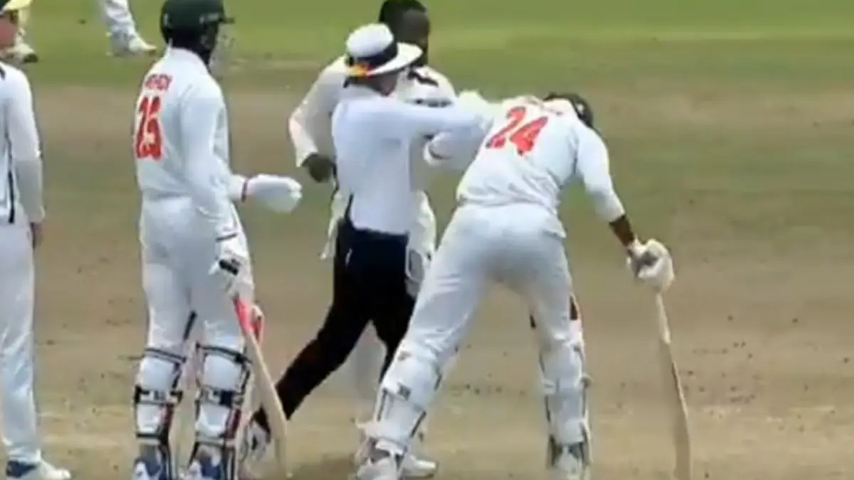 Video: दक्षिण अफ्रीकी गेंदबाज ने बांग्लादेशी बल्लेबाज को पीटा! अंपायर ने कराई सुलह - Crictoday Hindi